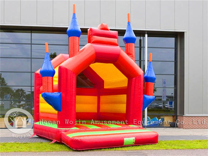 A Small Palace CastleInflatable Castle,Water Park Equipment,Inflatable ...